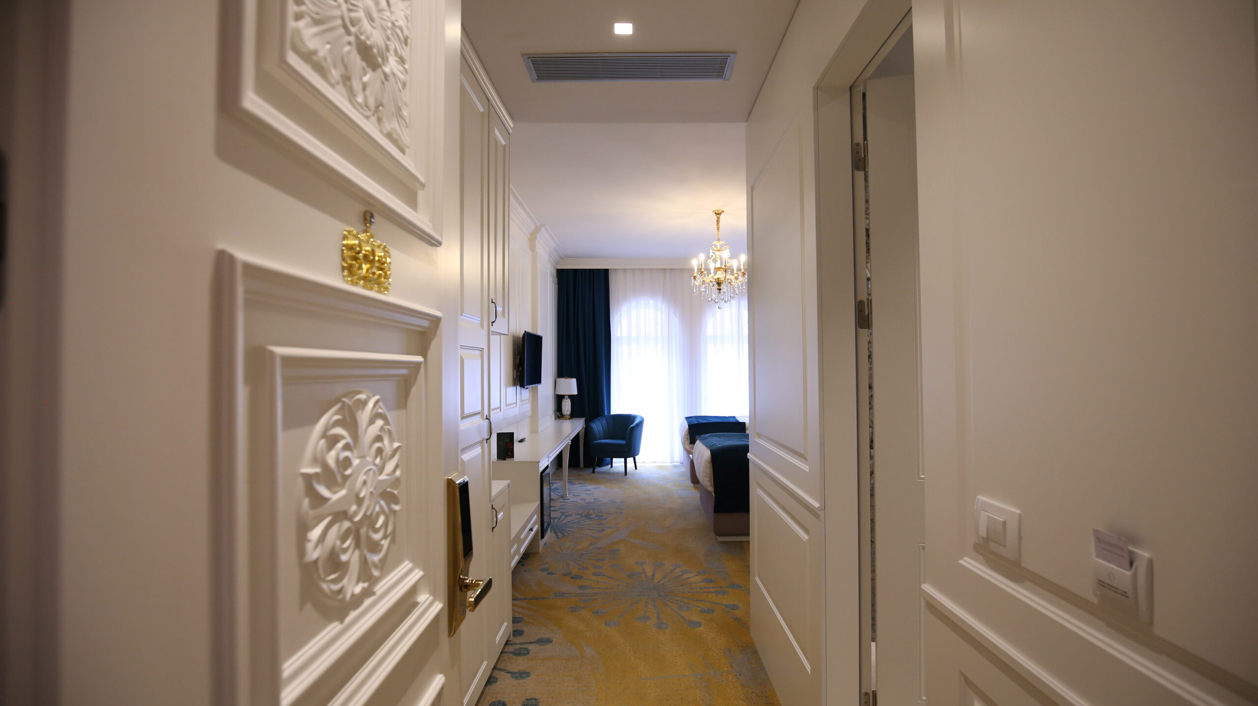 Family Suite – Back View – Grand Hotel Belushi